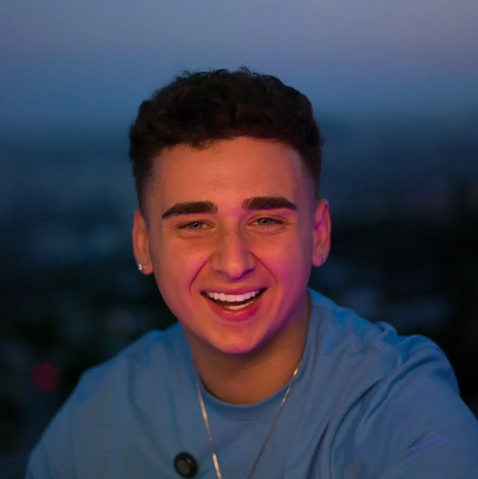 Lacy's Gaming & Streaming Setup (2025) - What.Equipment