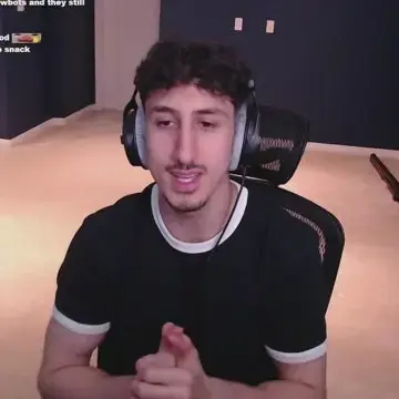 Mooda's Gaming Setup and PC Specs (2025) - What.Equipment