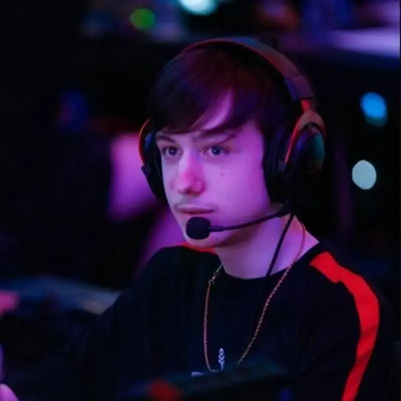 Peterbot's Gaming Setup and PC Specs (2025) - What.Equipment